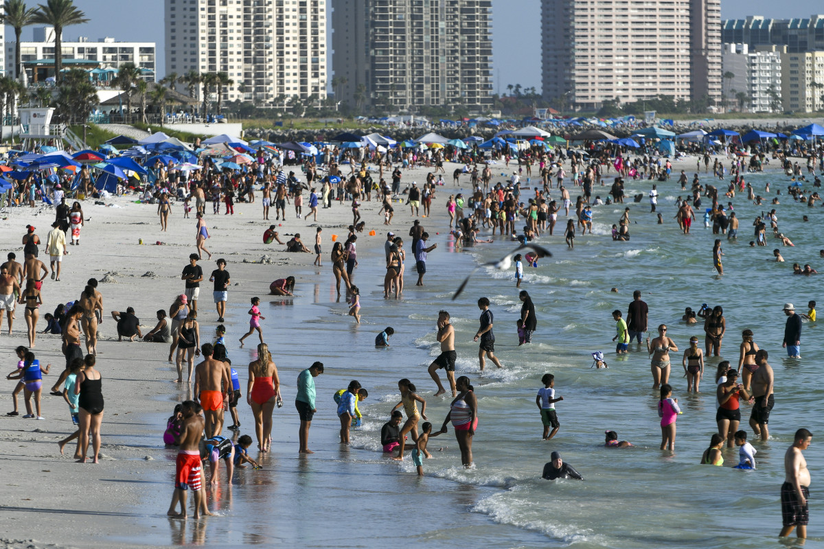 Deadly Flesh-Eating Bacteria Outbreak Hits Gulf Coast—Here’s What to Know