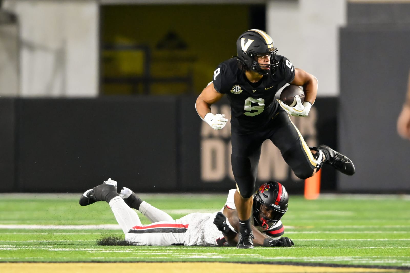 National Recognition Builds for Eli Stowers, Named to the Biletnikoff ...