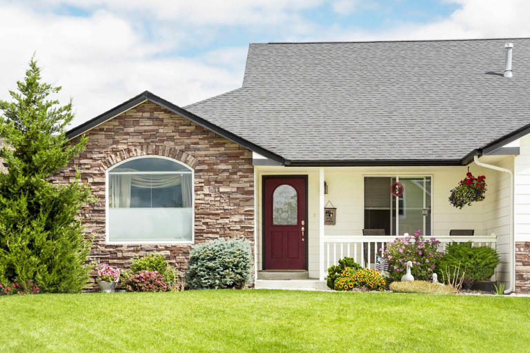 5 Front Yard 'Upgrades' That Will Lower Your Home's Value—and How to ...