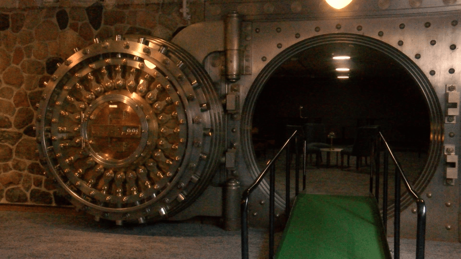 Historic bank transformed into Appleton’s newest brewery, Vault 202