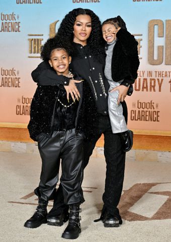 Teyana Taylor Is All Smiles During Rare Family Outing with Daughters ...