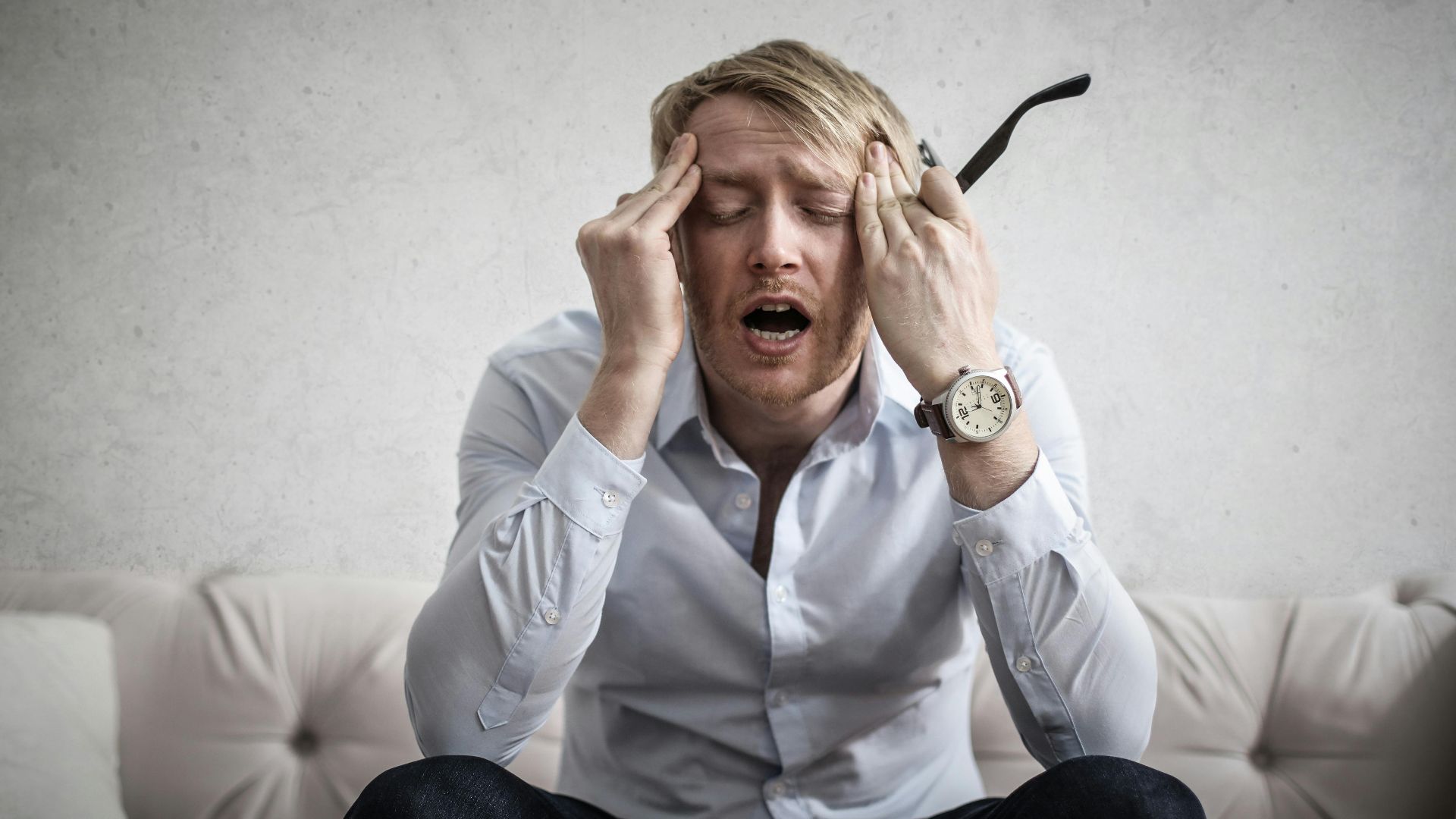 10 Signs You Need A Career Change & 10 Signs You Need To Double Down