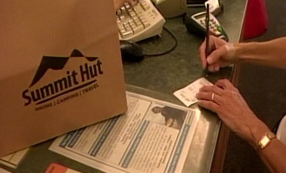 Summit Hut closes Oro Valley location