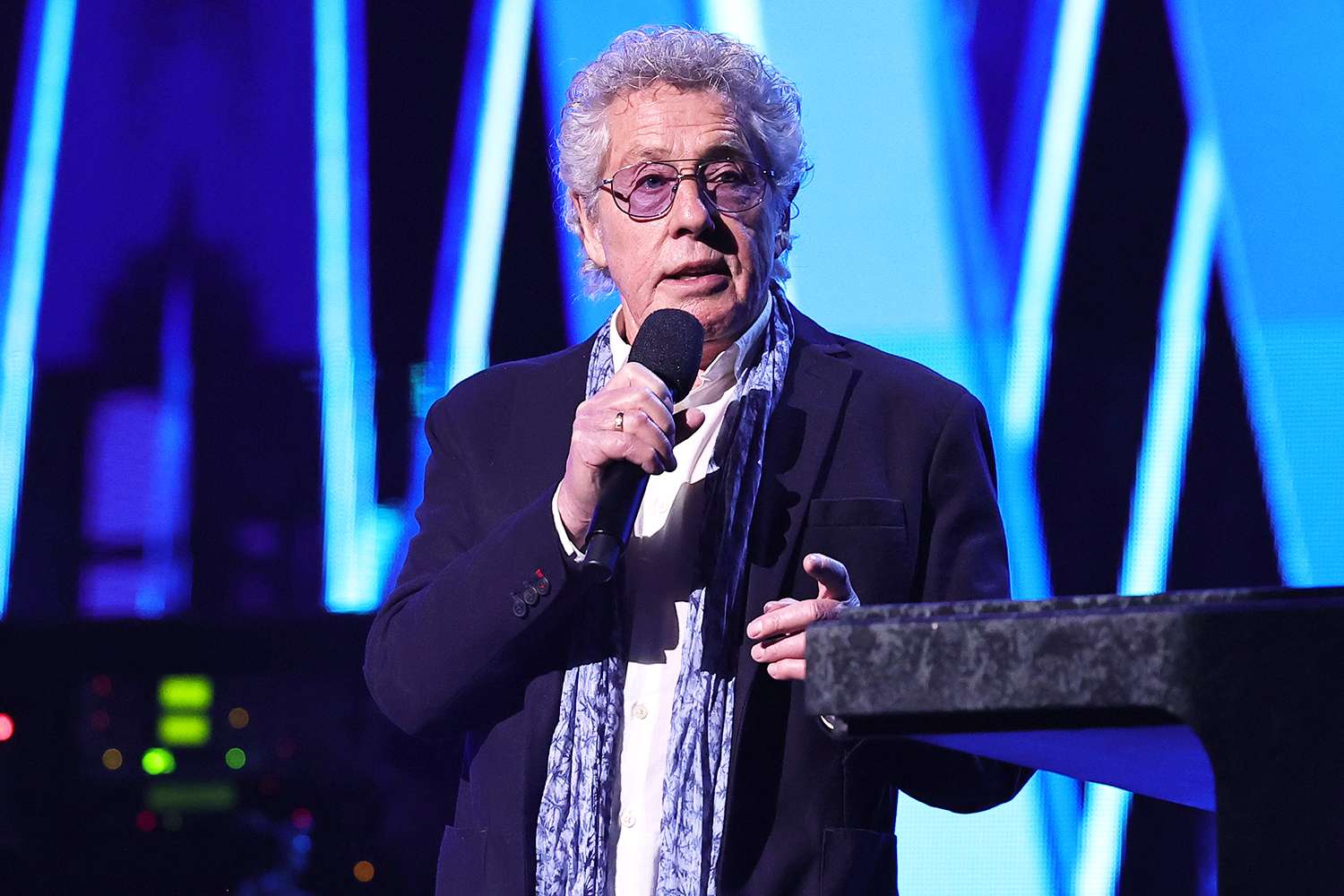 Roger Daltrey Is 'Nervous' About Health During 'Grueling' The Who Tour ...