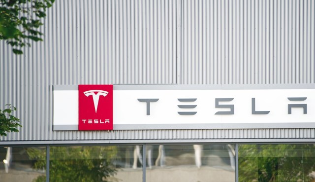 Tesla hit by major survey revealing disturbing state of Elon Musk's ...