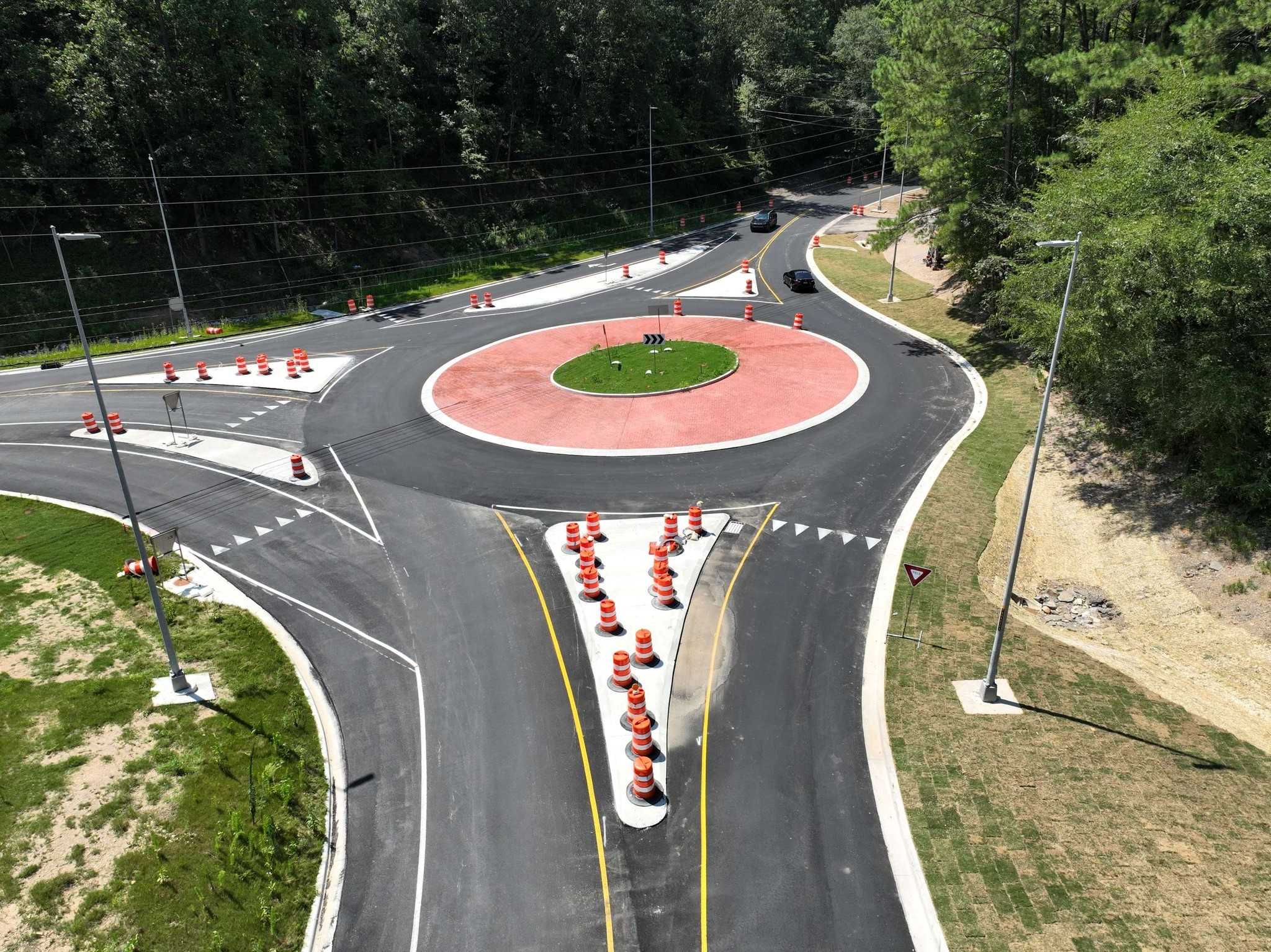 New roundabout now open in Jefferson County