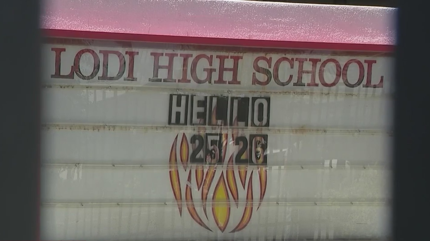 Lodi Unified School District bans cell phones