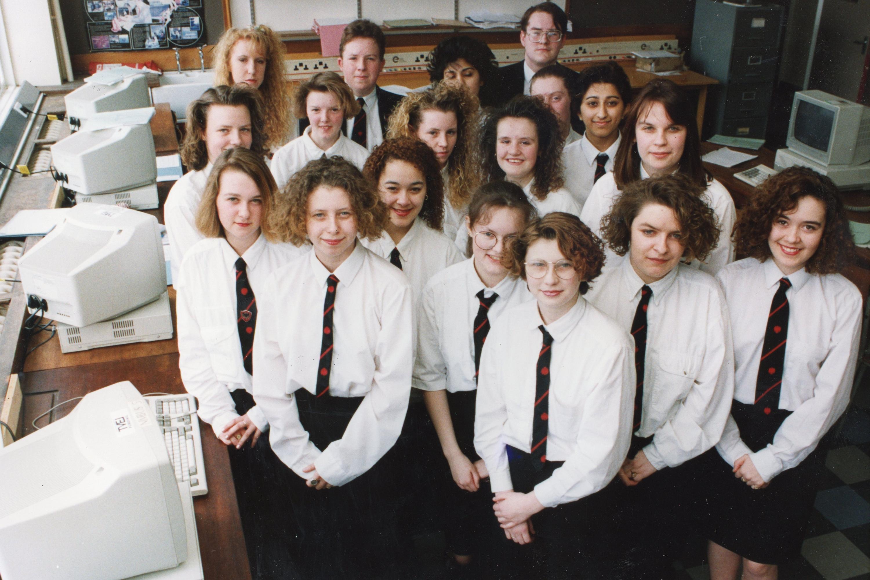 34 amazing pictures of life in the corridors and classrooms of Preston ...