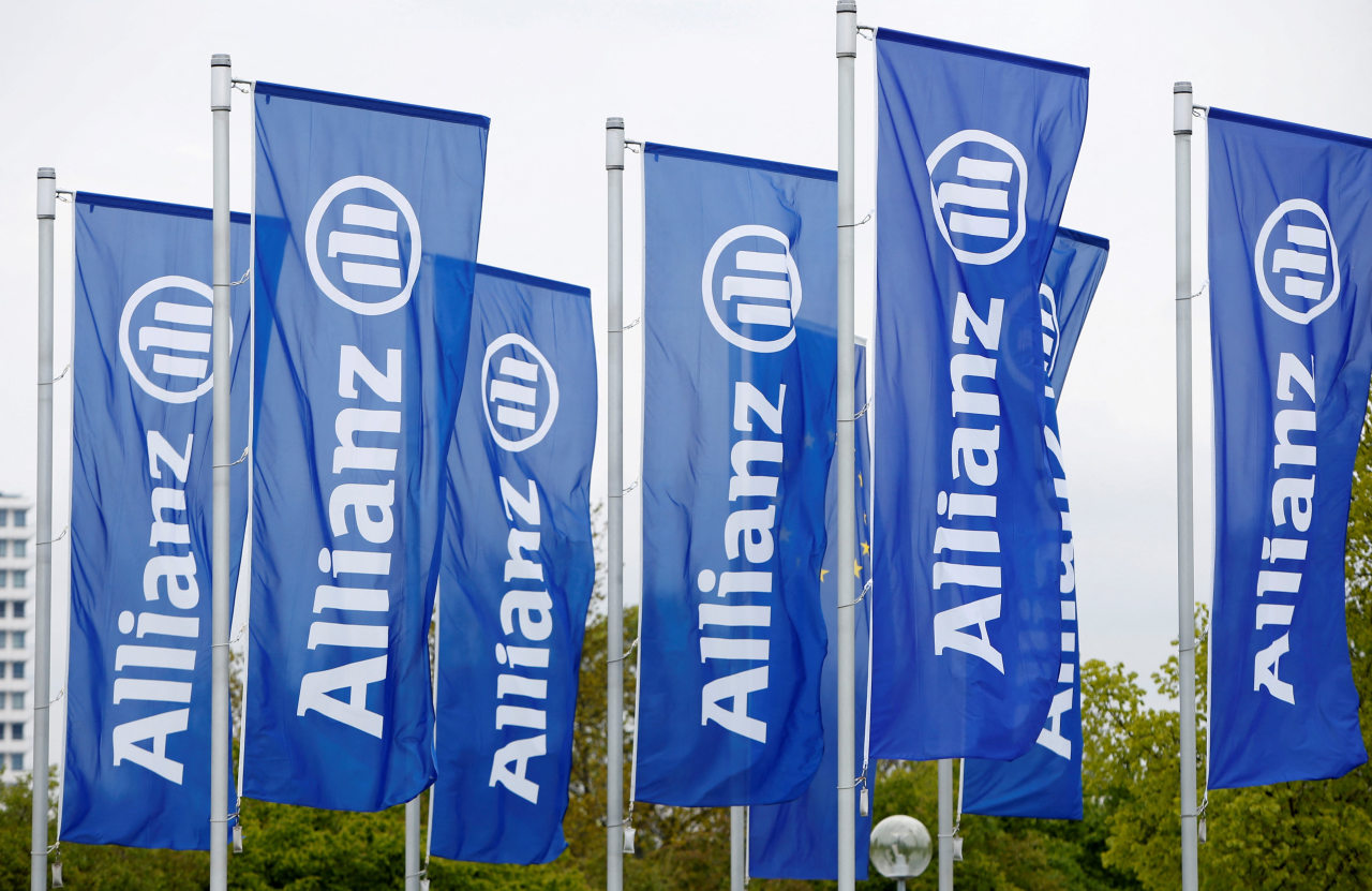 Allianz’s Earnings Beat Lifts Shares
