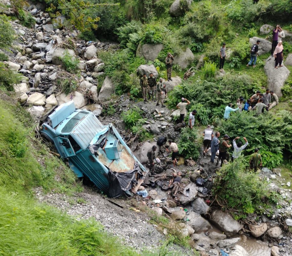 Vehicle falls into nallah in J-K's Udhampur, three CRPF jawans killed
