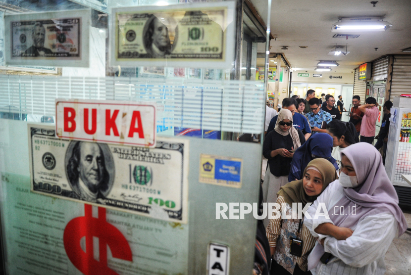 Rupiah menguat usai inflasi AS lebih rendah dari perkiraan