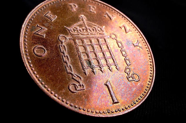 Rare coin collector urges Brits to be wary of 1p 'worth £5million' as ...