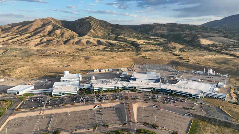Apple expands investments into Texas Instruments’ Utah plant