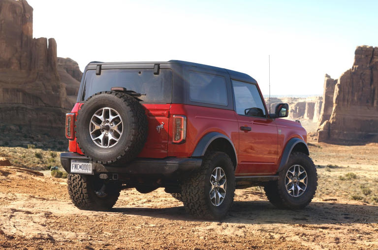 Every Car With A Manual Transmission In 2026