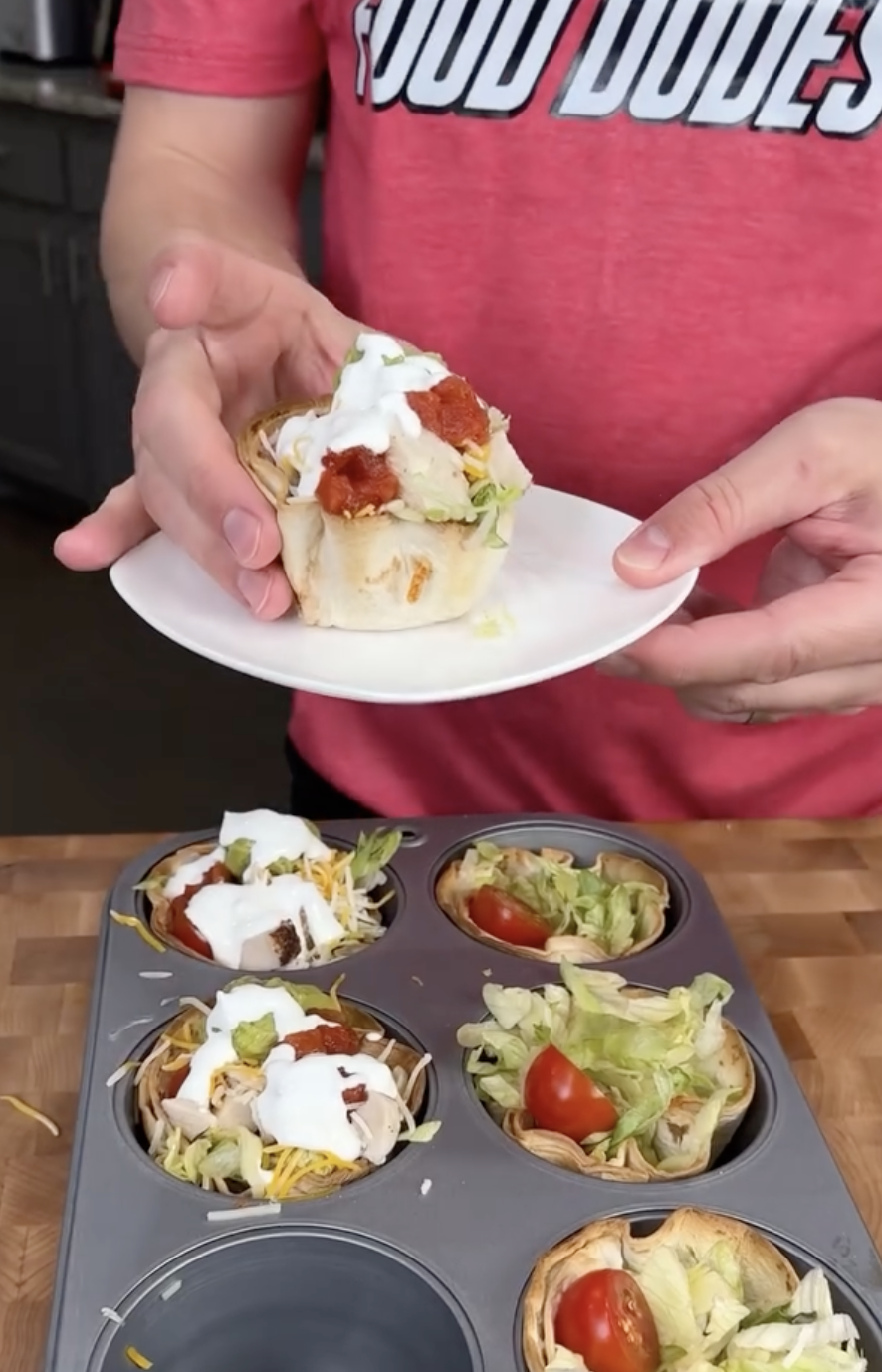 Mini taco salad cups