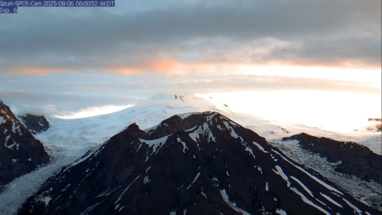 Eruption fears spiral after earthquake rocks America just miles from ...