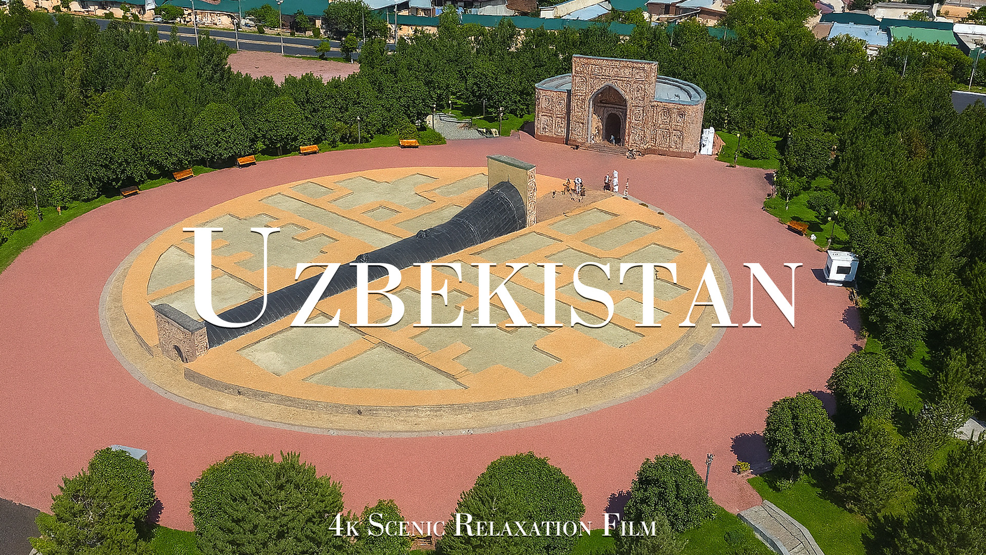 When the Camera Just Watches – Uzbekistan in 4K