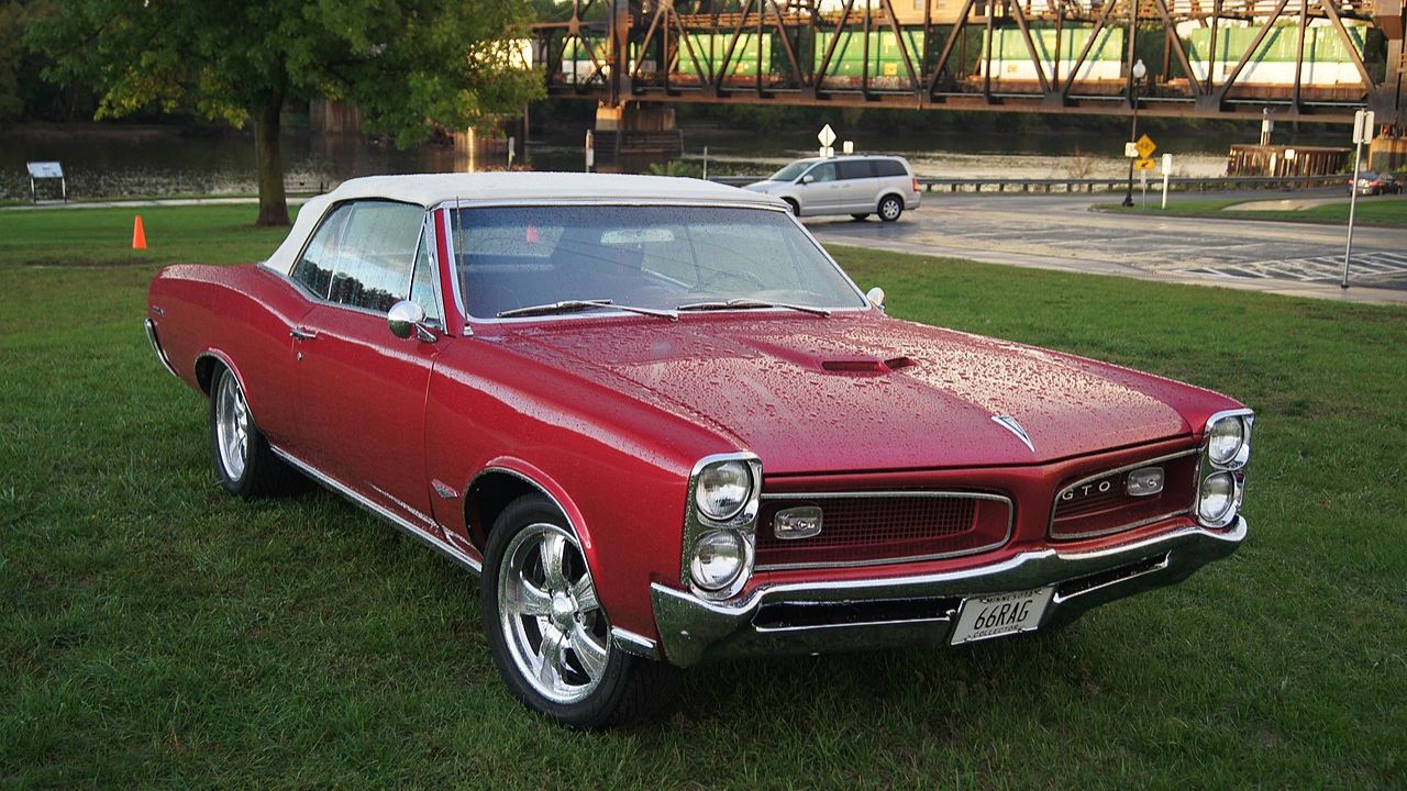 8 performance cars that changed how Detroit built horsepower