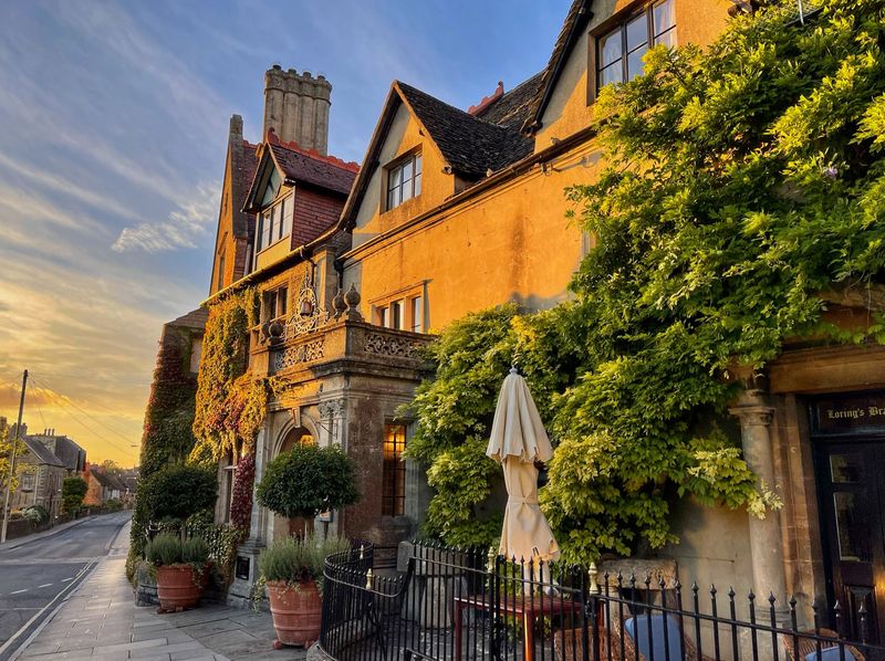 10 British Restaurants Every Food Lover Should Experience At Least Once