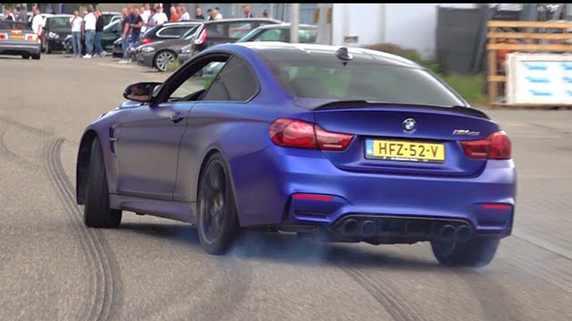 BMW M Accelerating – Drifts with M3 F80 M4 F82 CS M3 G80 M5 F90 and M5 ...