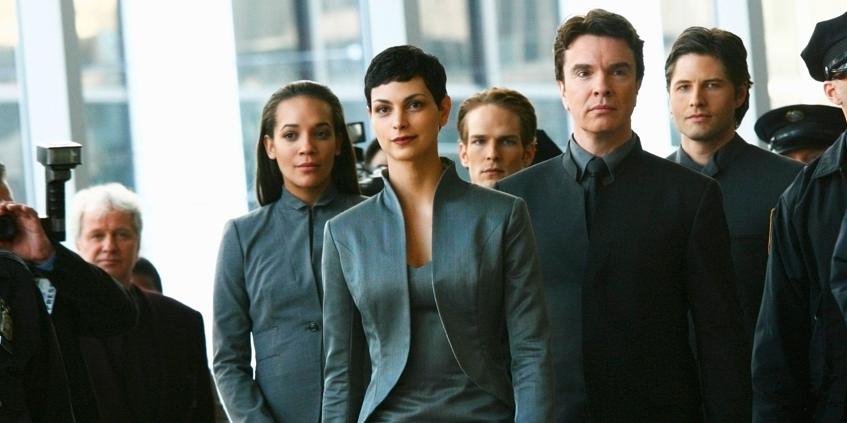 V Sci-Fi Reboot Topping VOD Charts After 16 Years