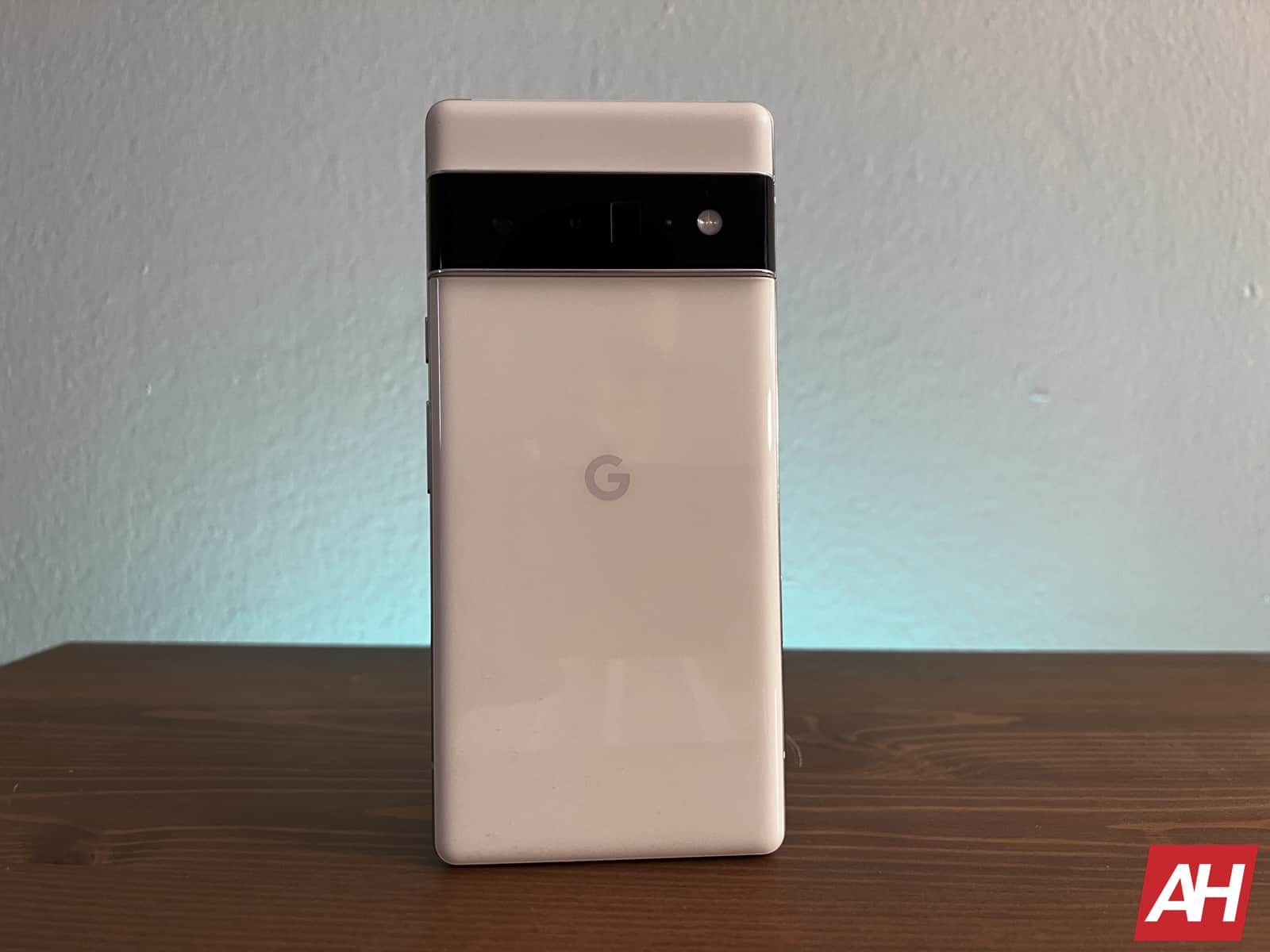 False overheating alerts cause Pixel 6 Pro to reboot