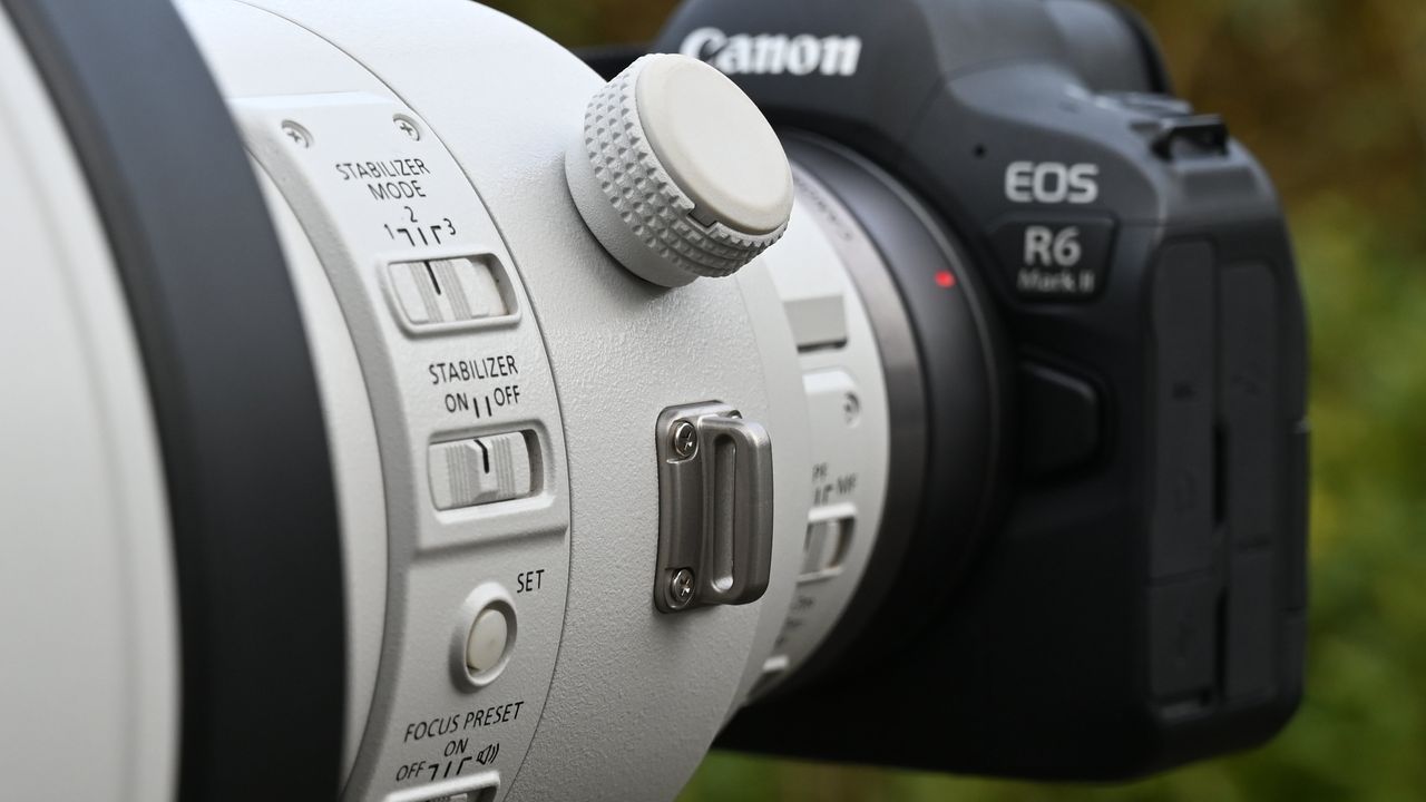 Canon just designed a bunch of new "big white" lenses – shaping up to ...