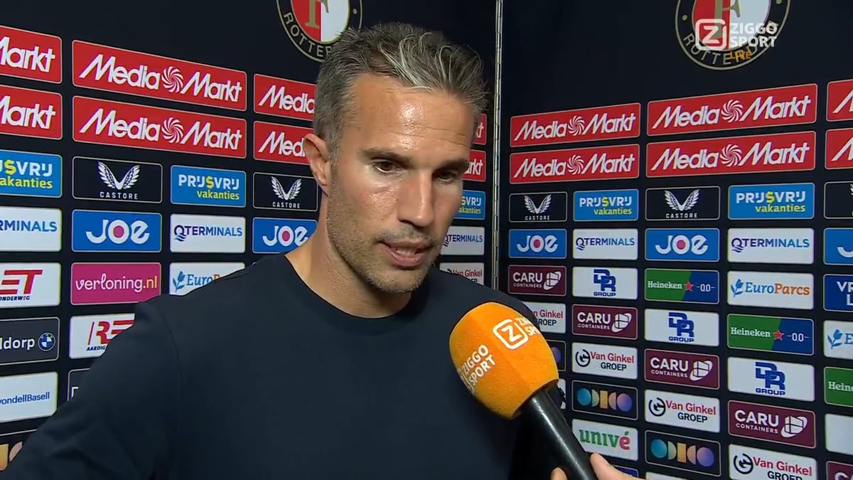 Kenneth Pérez verbijsterd door Robin van Persie: 'Hoe verzin je het?!'