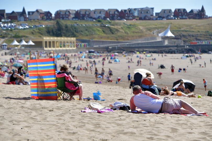Weather maps show when fourth heatwave will end as Cardiff is hottest ...