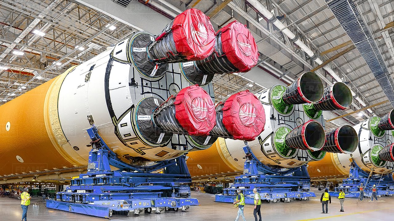 Inside Gigantic Factory Building US's Most Powerful Space Rockets