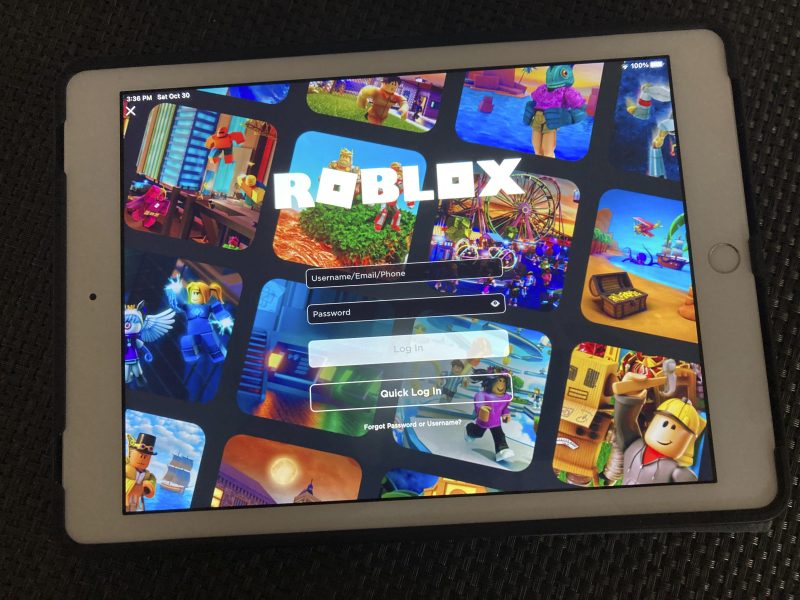 Parents sue Roblox claiming it makes grooming, kidnapping too easy