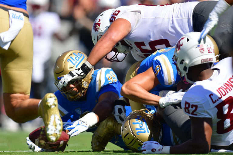 UCLA defensive lineman Keanu Williams enters the transfer portal