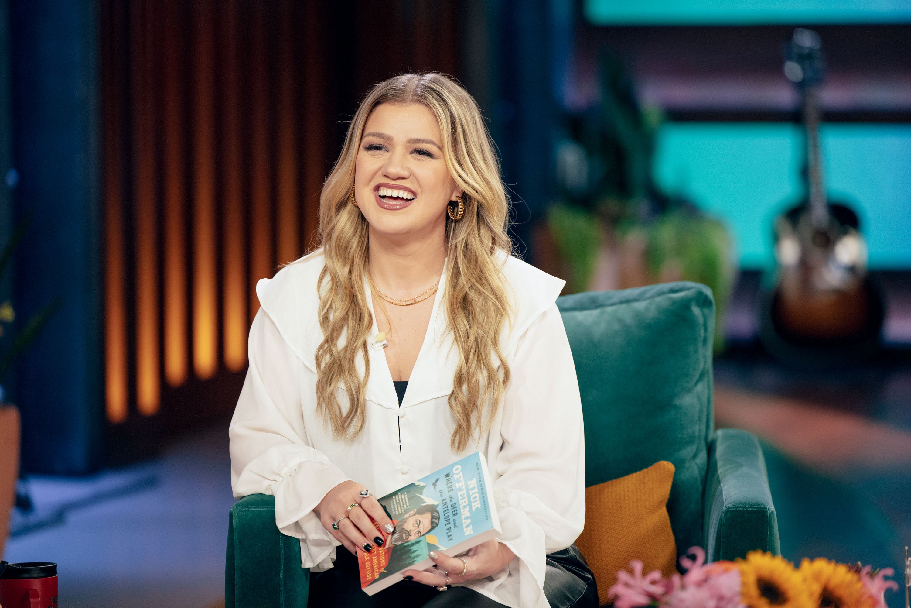 Kelly Clarkson Breaks Silence On Family Illness As She Postpones Las ...