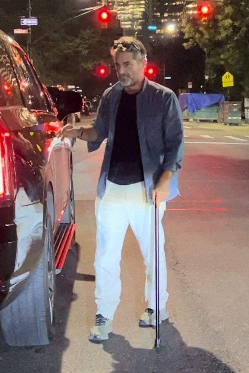 Jennifer Aniston Is Minimalist for 2 NYC Date Nights With Boyfriend Jim ...