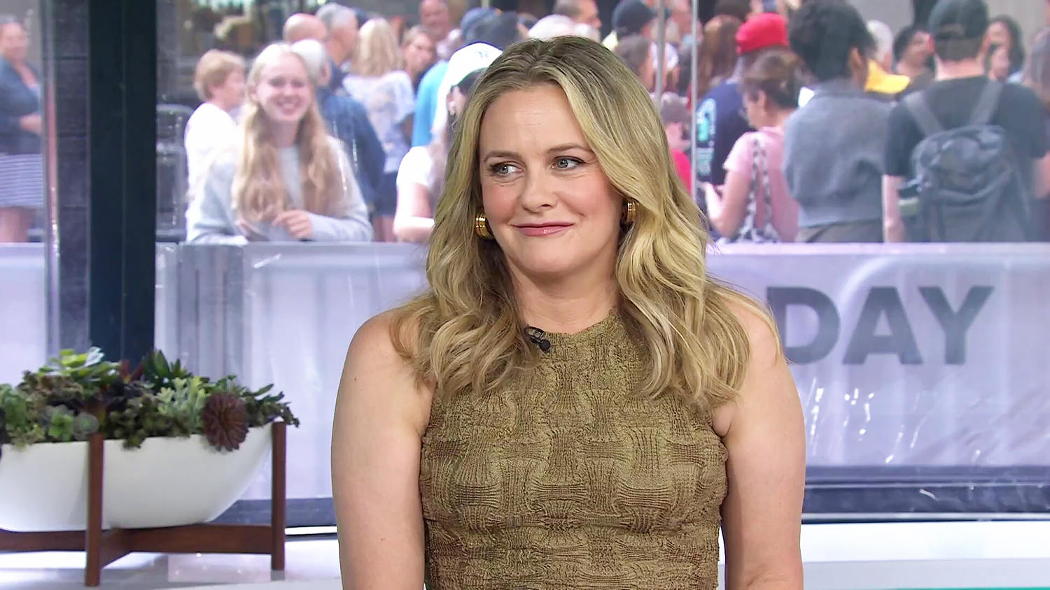 Alicia Silverstone Shares 1 'Goal' of Doing 'Clueless' Series: 'I'm ...