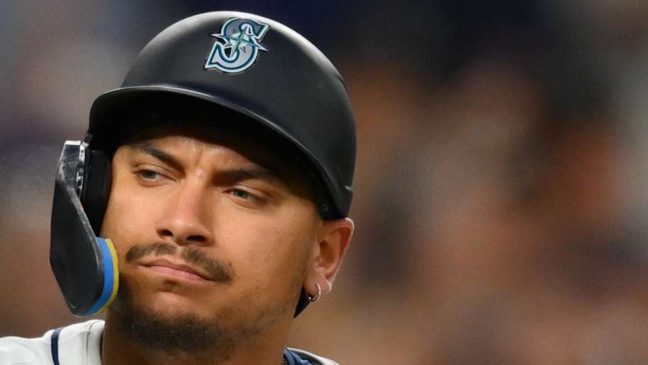 Josh Naylor Just Joined Billy Hamilton in Unreal Baserunning History