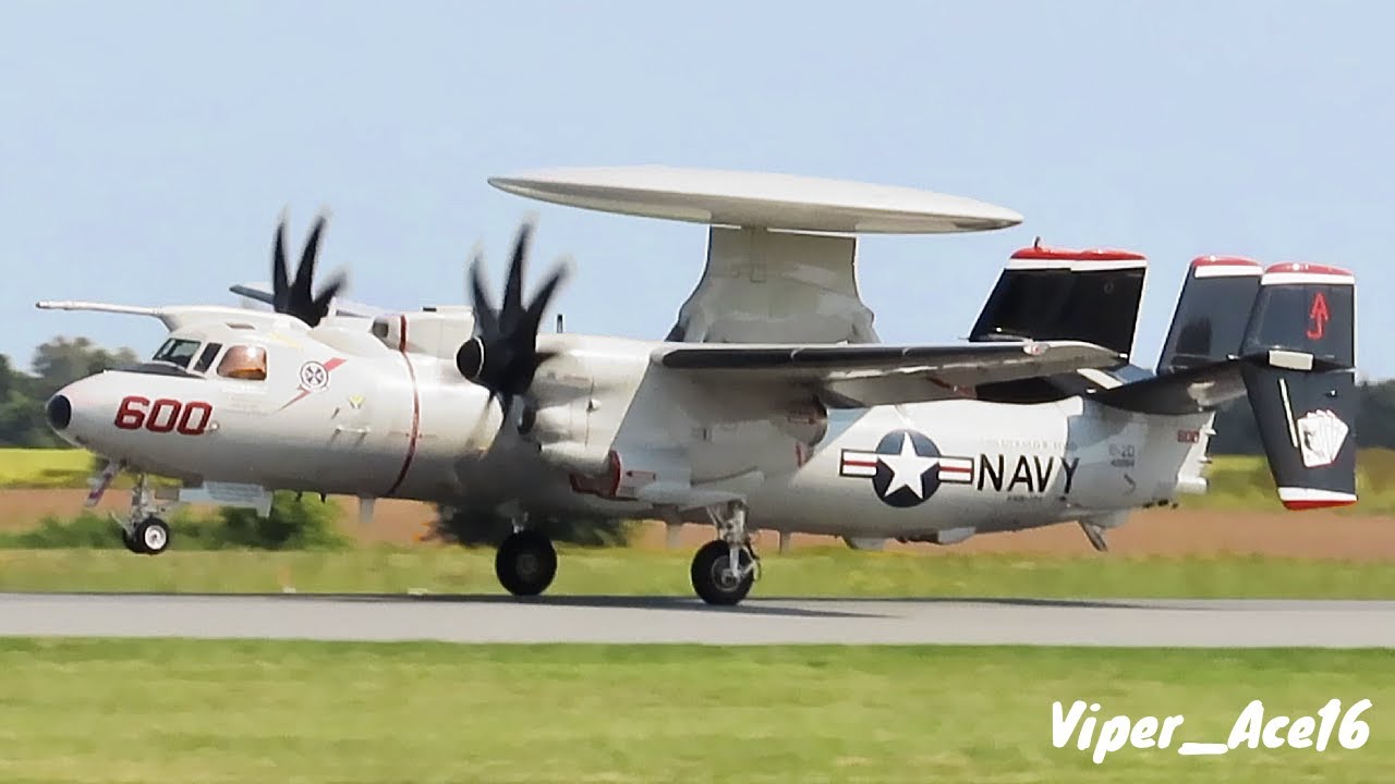 Epic E-2C Hawkeye Arrival – USN at Canadian Airshow