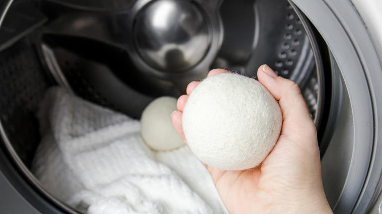 Sheets Keep Balling Up In Your Dryer? Here Are 5 Tricks You Need To ...