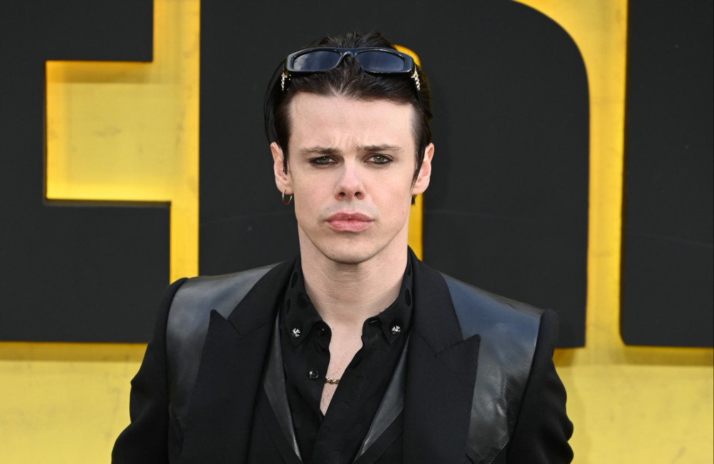 Yungblud revives his romance with Jesse Jo Stark