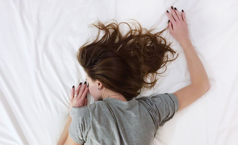9 Honest Thoughts Moms Often Have When They're Feeling Overwhelmed