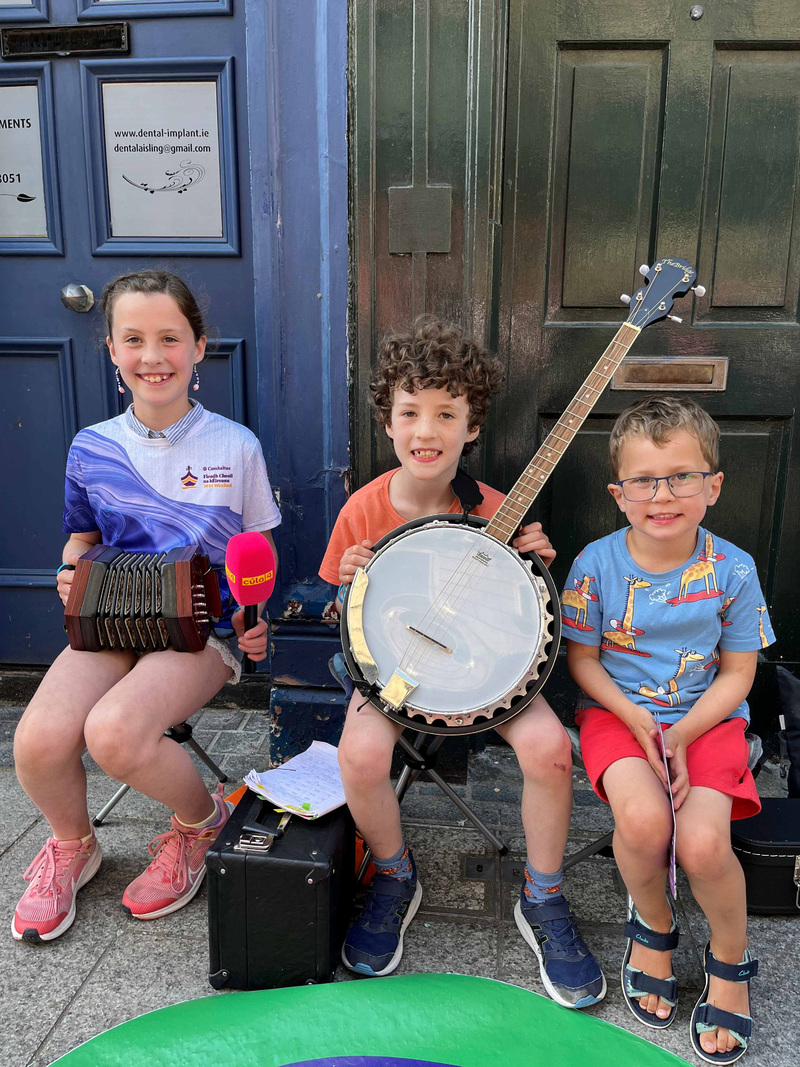 Fleadh Cheoil goers break Guinness World Record for biggest céilí band set