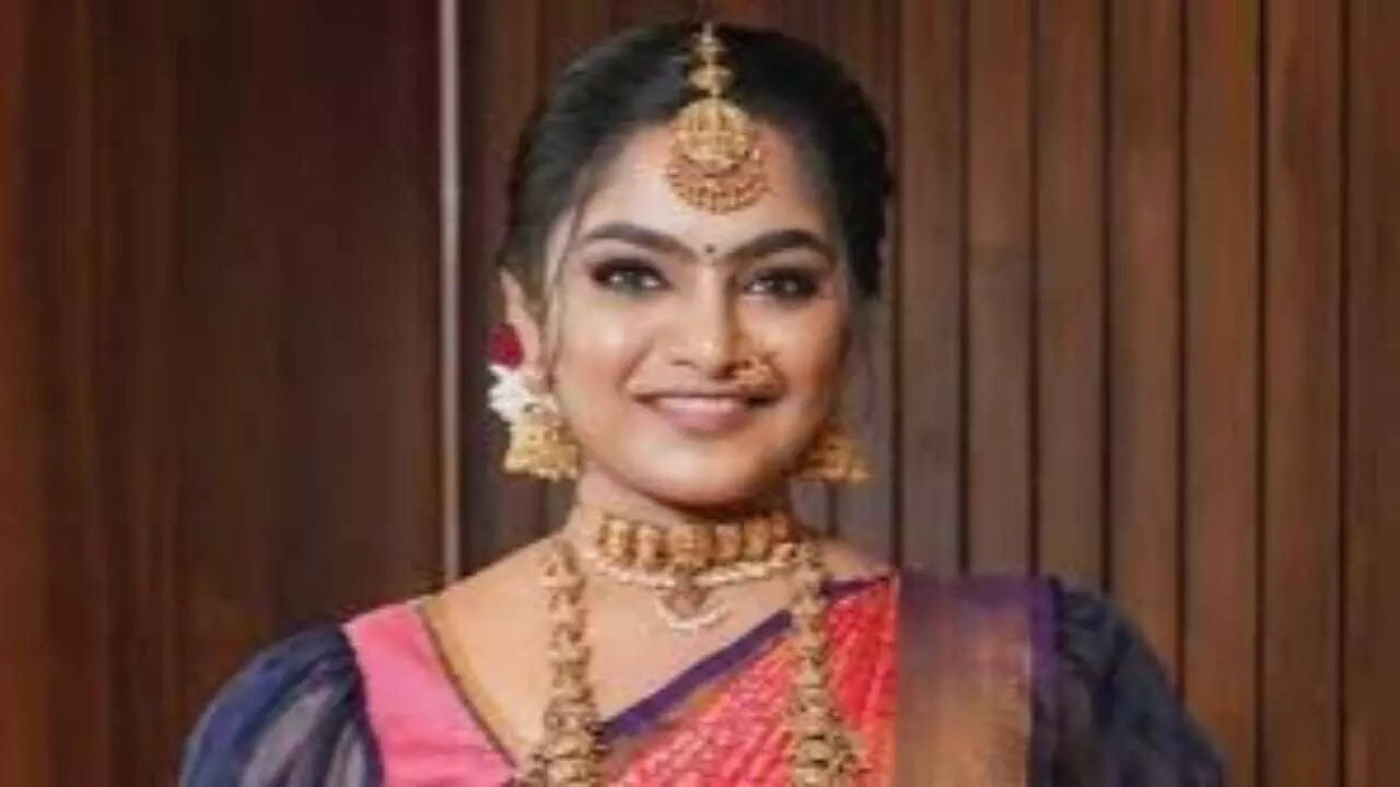 Did you know Annam actress Abi Nakshathra acted in the web series Ayali?