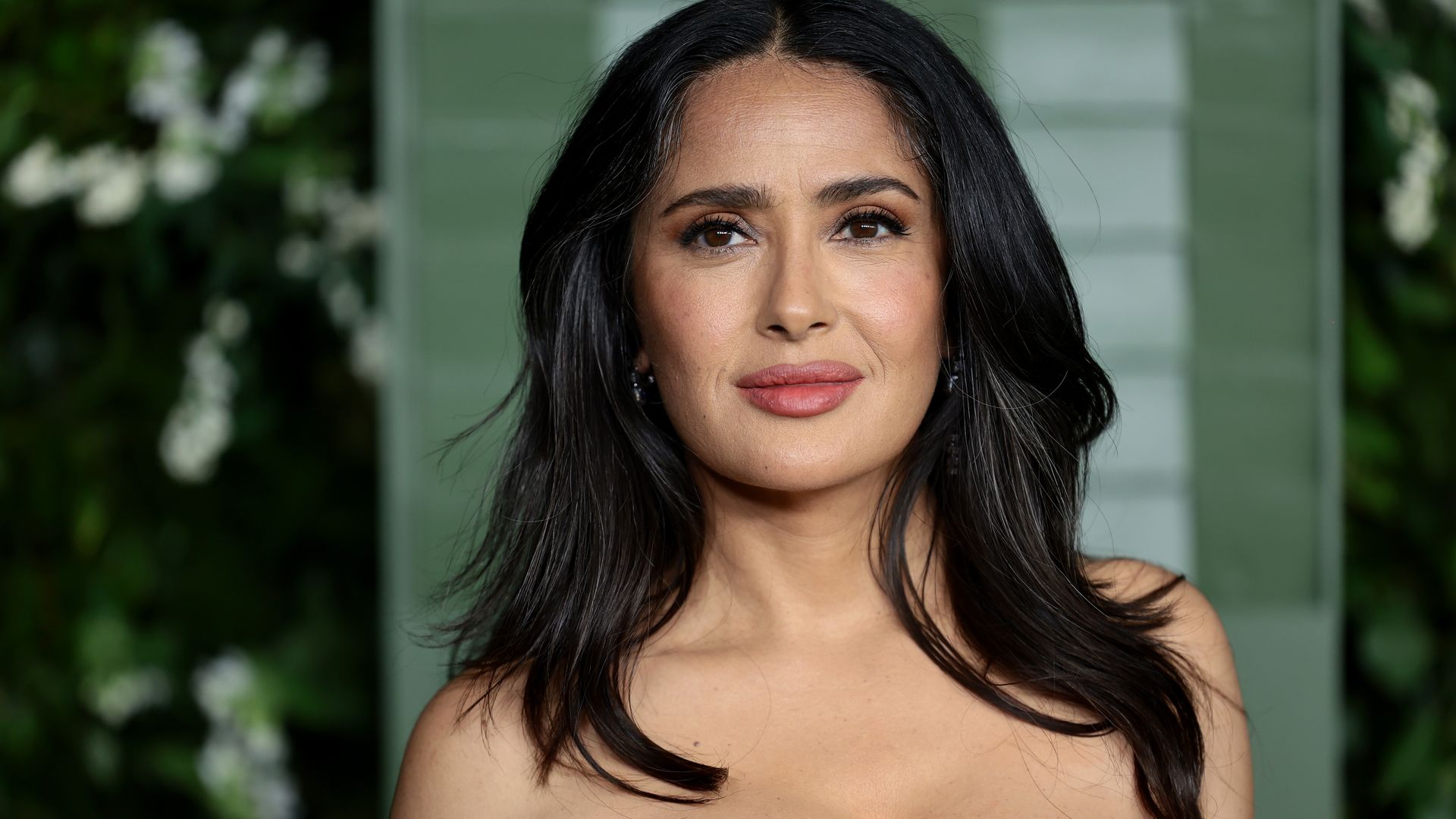 Salma Hayek has her friends over for the best summer plan: 'Life on the ...