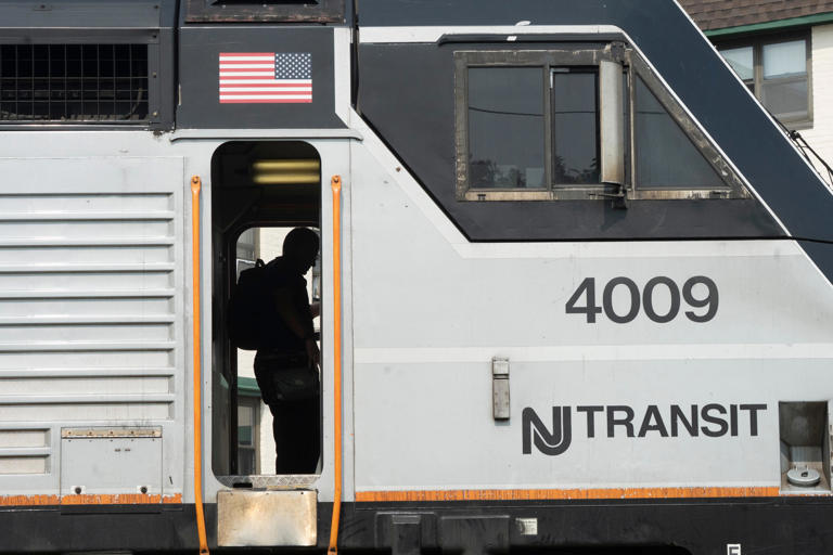 Hackensack calls on NJ Transit to improve safety at crossings after ...