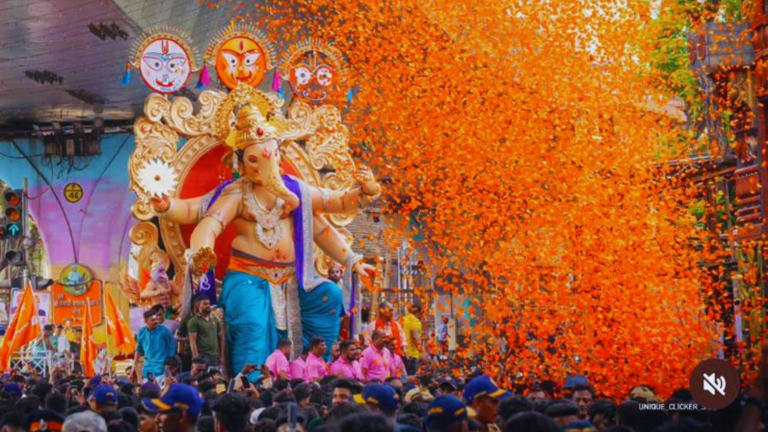 Chinchpokli Cha Chintamani leads Mumbai`s grand line-up of Ganpati arrivals
