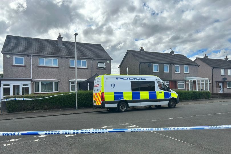 Edinburgh street remains locked down as police erect 'black tent ...