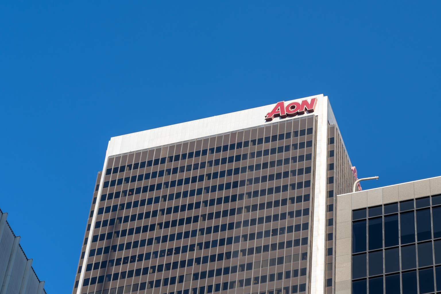Aon extends CEO Gregory Case's contract for five more years