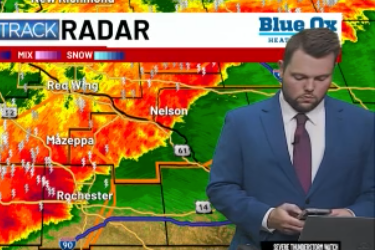 Meteorologist hits back at criticism for texting his wife about storm ...