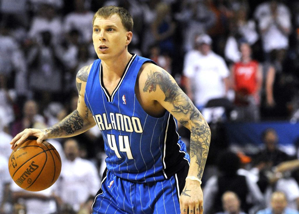 Barstool hires retired NBA fan favorite