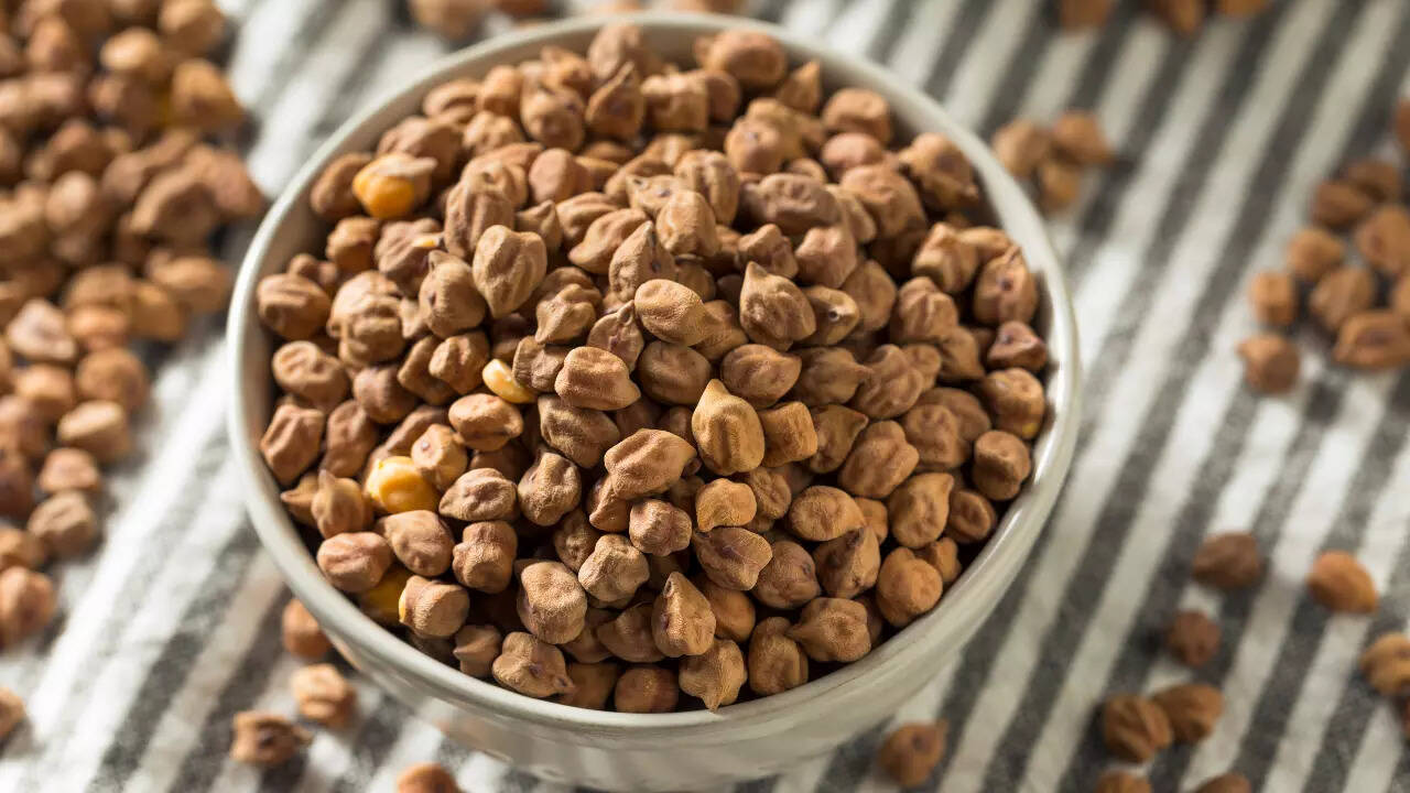 5 foods to add to Kala Chana to make it even healthier